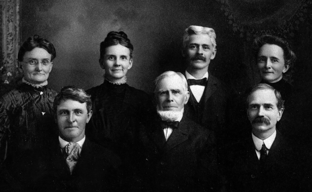Sterling and His Family | Sterling North Society – Home and Museum